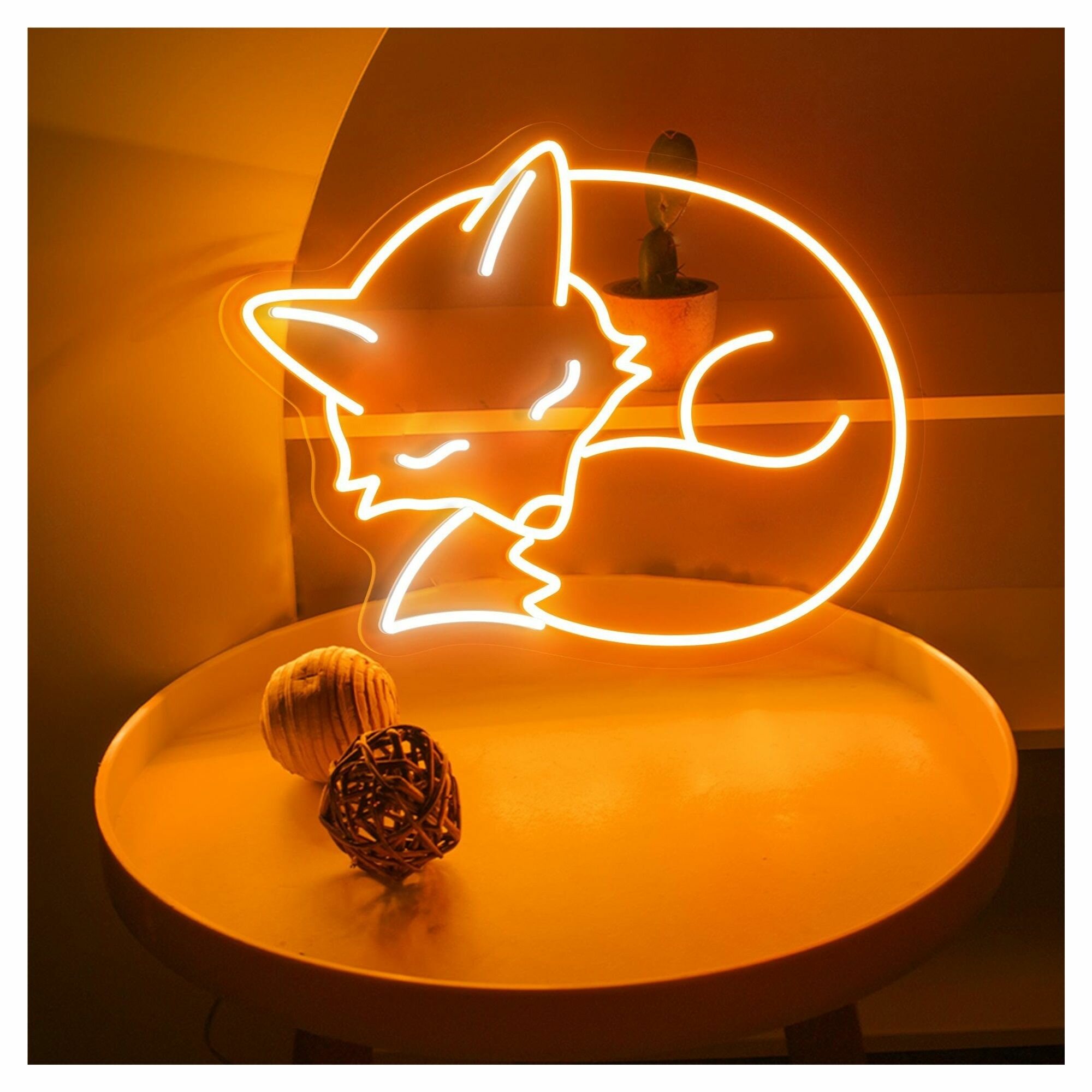 Неоновая Вывеска Спящая Лиса 29смx38см