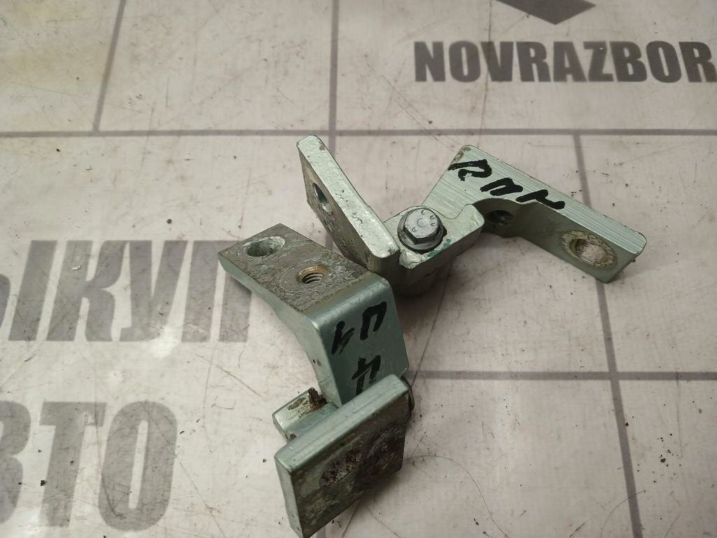 Петля двери Fiat Stilo 02-07