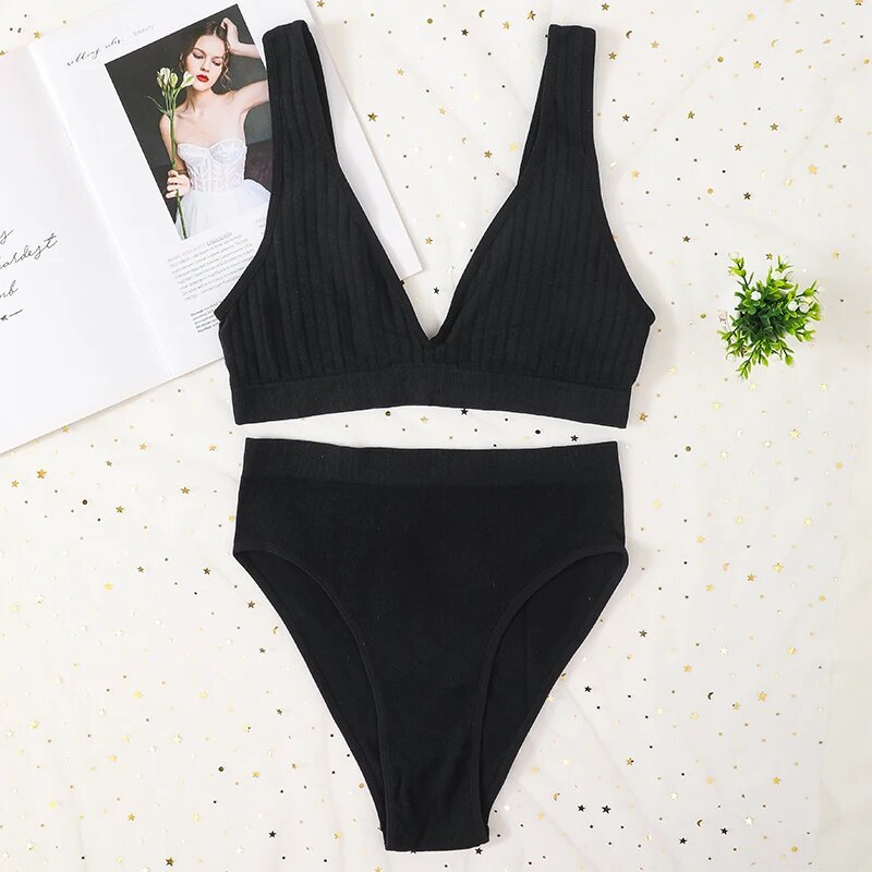 Комплект нижнего белья OllyMurs