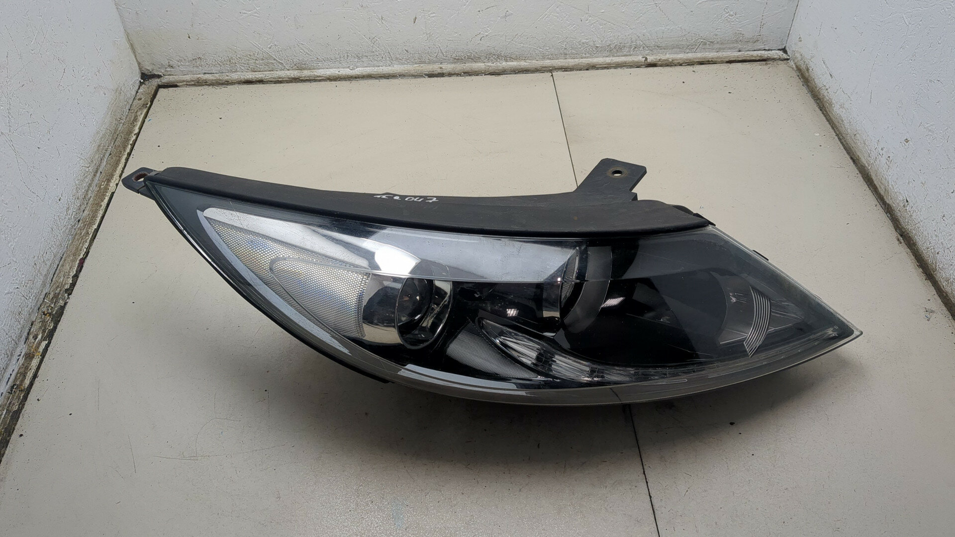 Фара (передняя) правая КИА Sportage Б/У