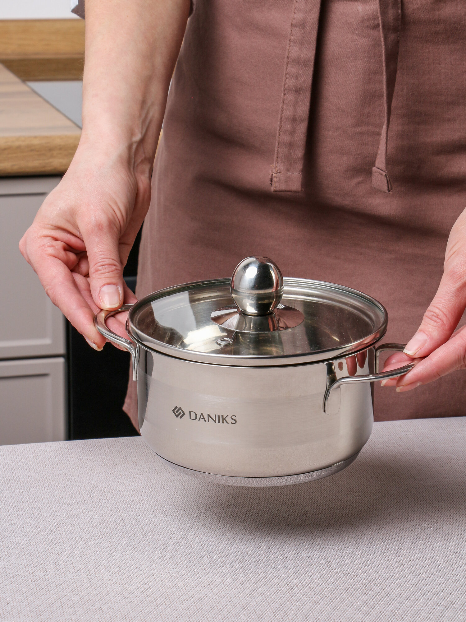 Daniks Кастрюля нержавеющая сталь, 1 л, с крышкой , индукция