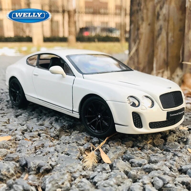 Welly 1:24 Bentley Continental Supersports GT, белый
