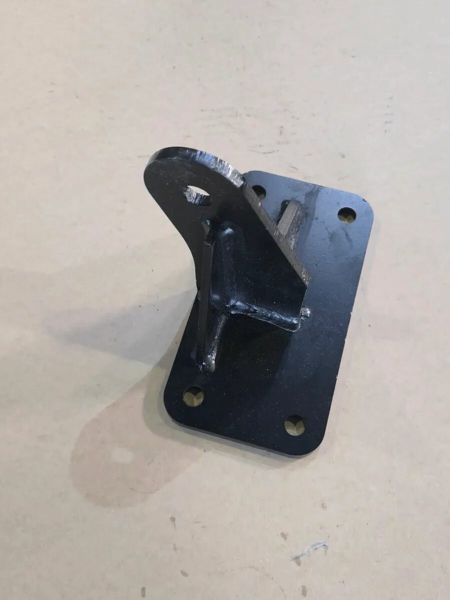 Кронштейн МАЗ двигателя правый (ОАО МАЗ)