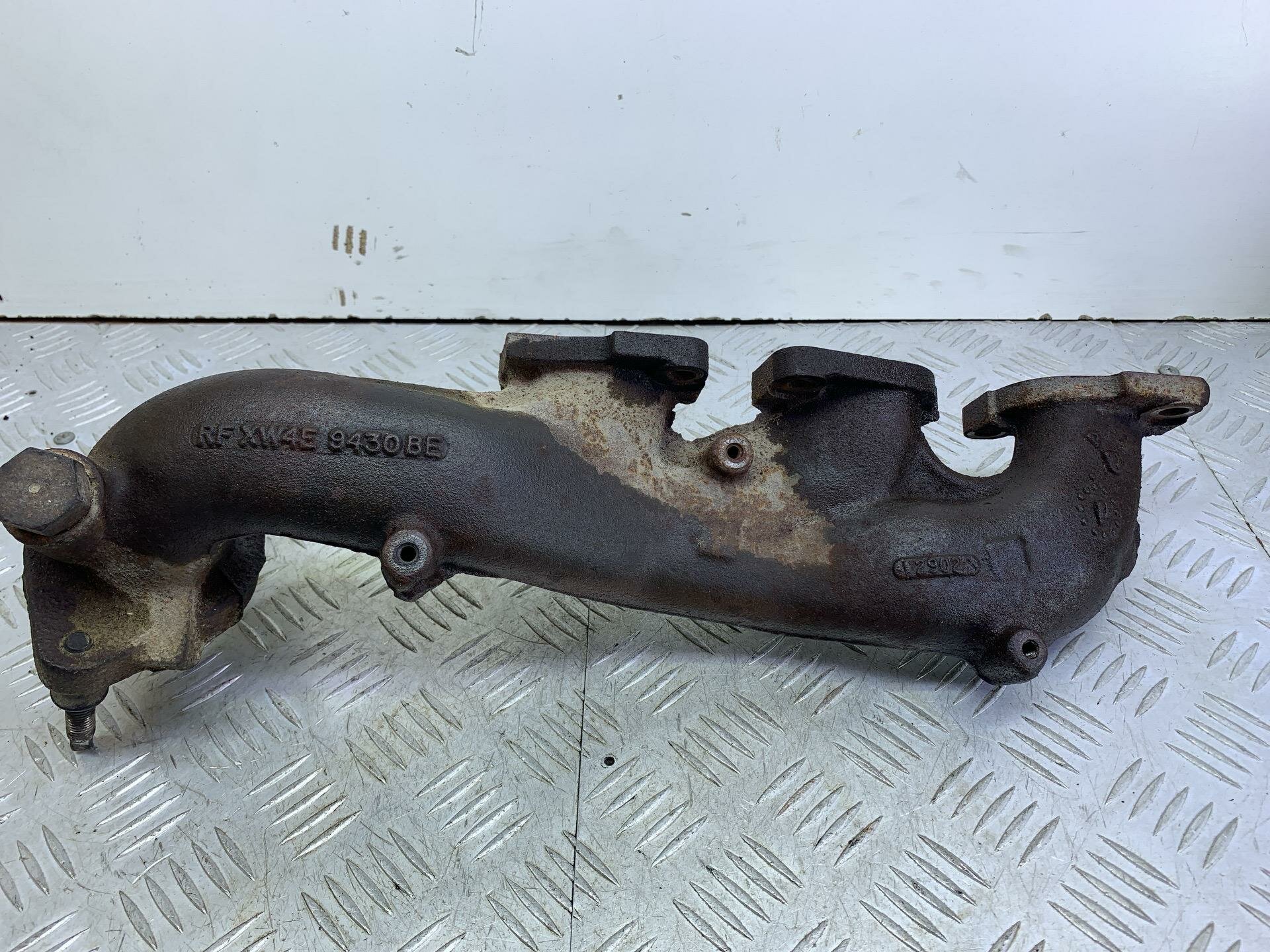 Выпускной коллектор Jaguar X-Type (2001 - 2008) XW4E9430BE