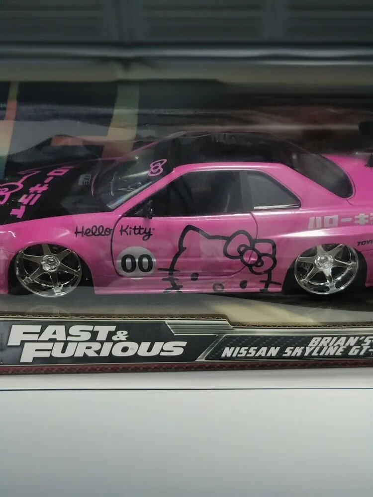 Jada 1: 24 Jada игрушки 2002 Nissan Skyline GT-R Hello Kitty сплавная модель автомобиля