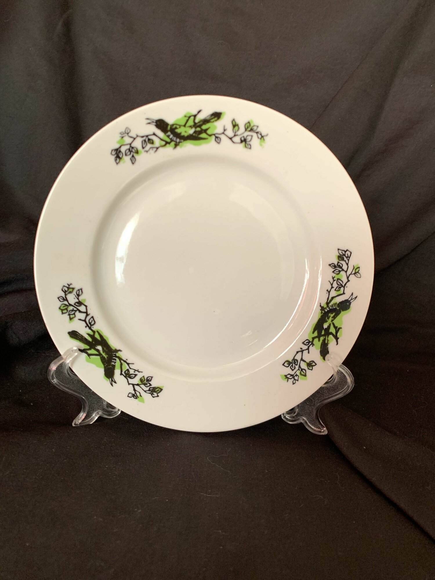 Фарфоровая тарелка под второе блюдо "Сорока"