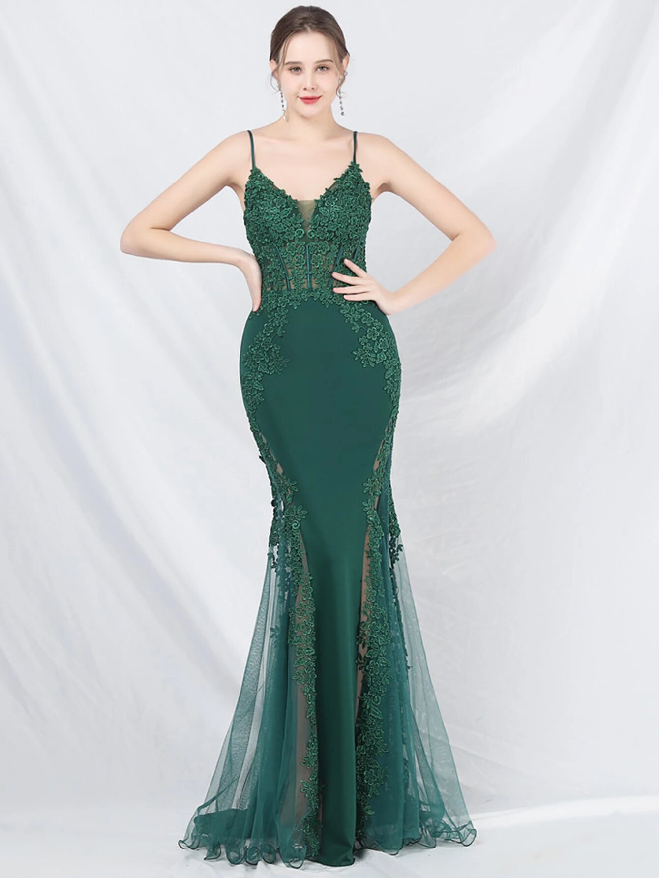 Платье Sequins Runway