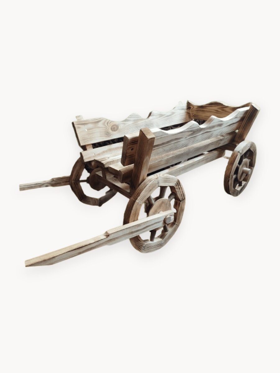 Деревянная телега маленькая