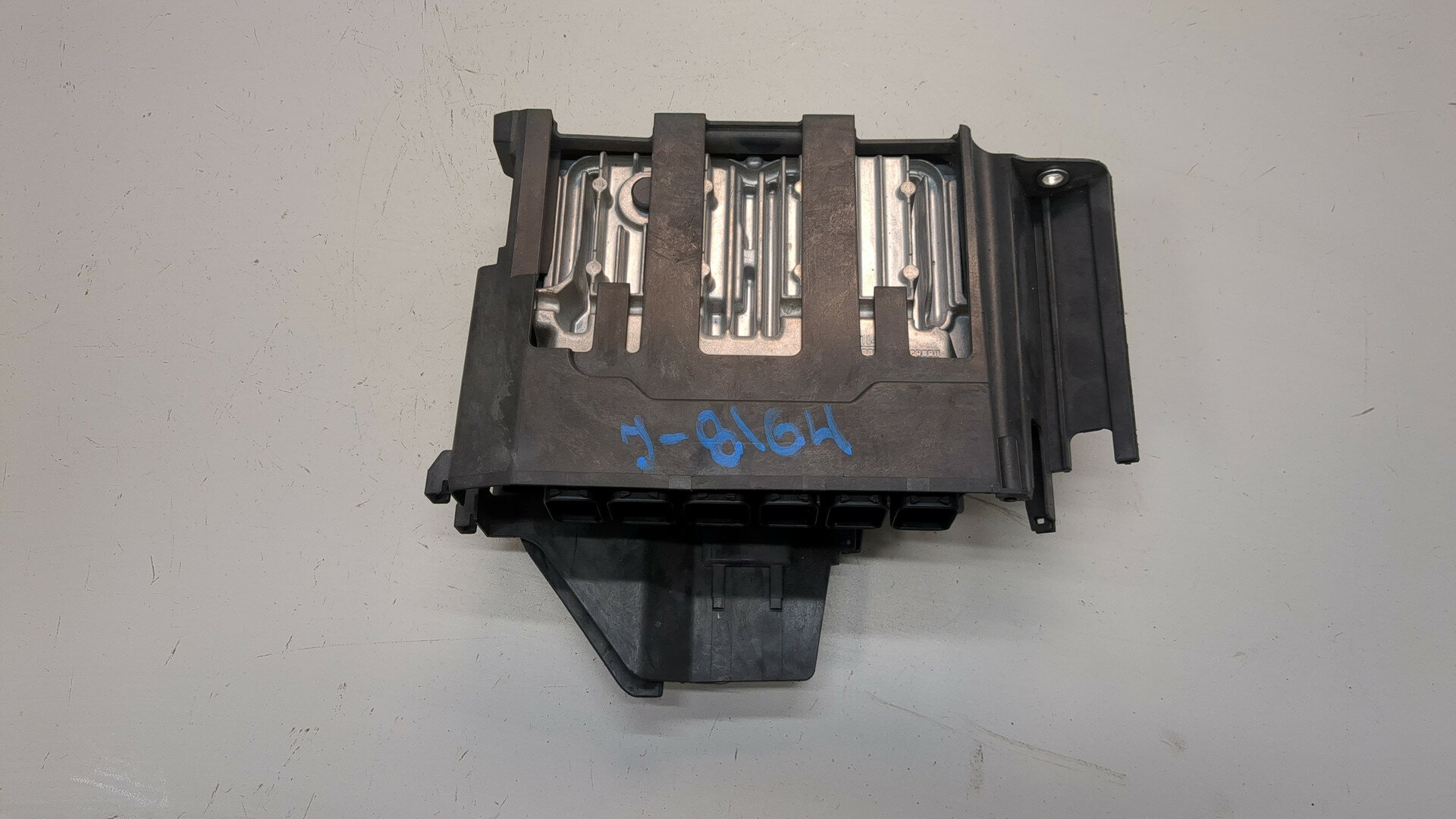 Блок управления двигателем BMW X1 (F48) Б/У