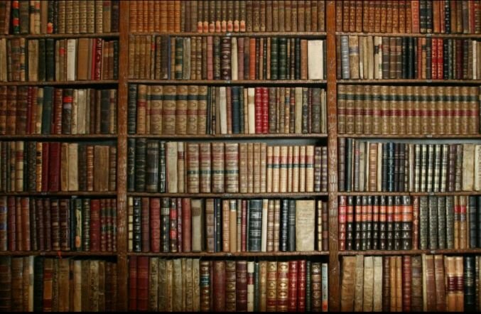 Случайная книга-сюрприз, букинистическая книга, книга из прошлого