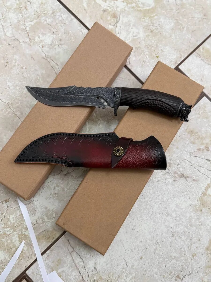 Нож «Wolf» VG10 Damascus с кожаными ножнами