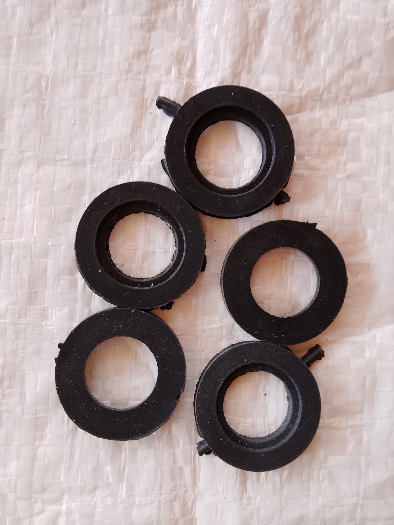 Прокладка резиновая 3/4 , в упаковке 5 штук.