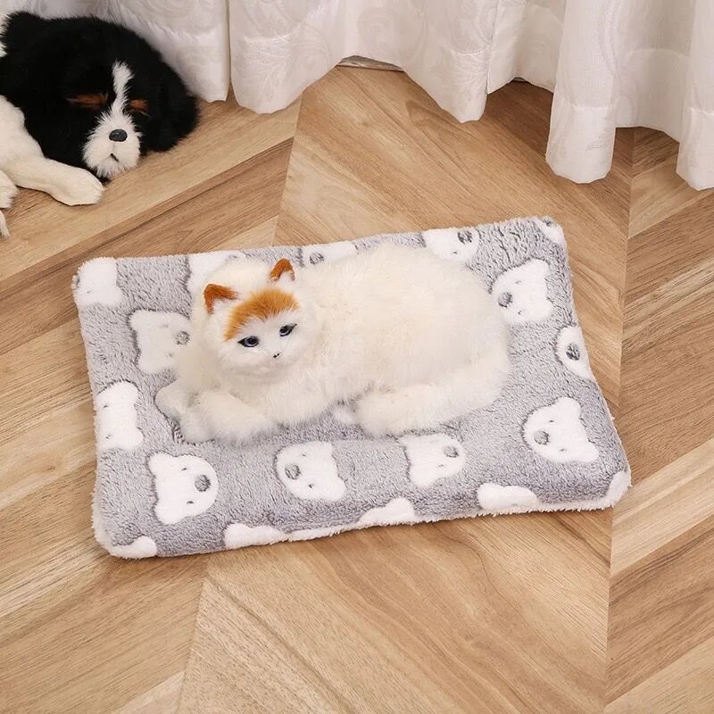 Теплый матрас для кошек и собак