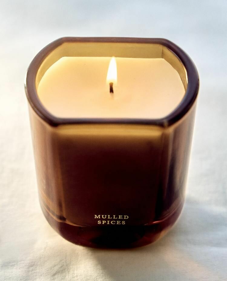 Ароматическая свеча ZARA HOME 3464/705/609 - аромат MULLED SPICES (220 г), коричневый