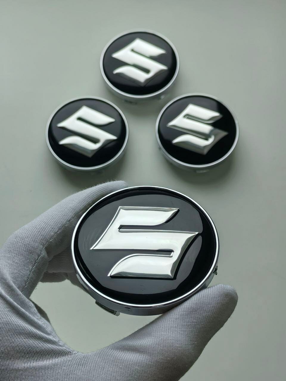 Колпачки Suzuki 60*56 мм заглушки на диски, ступицы, Сузуки, 4 шт.