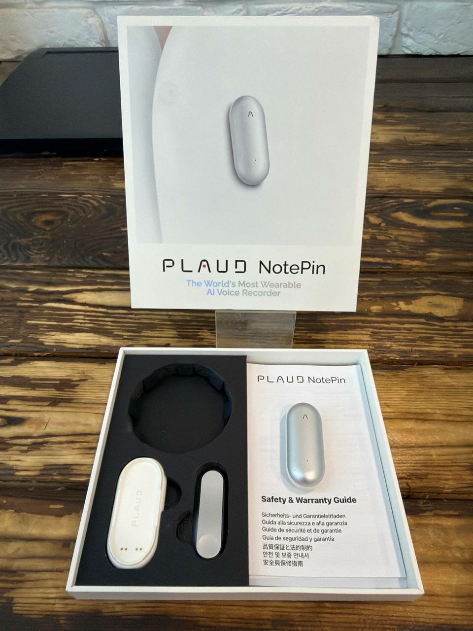 Диктофон ИИ-капсула Plaud Note Pin, серебристый