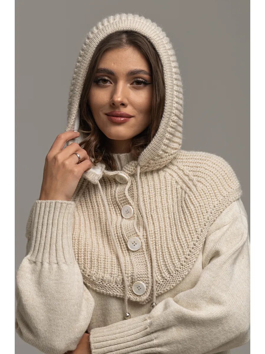 Капор  осень - зима 2024-2025 для женщин