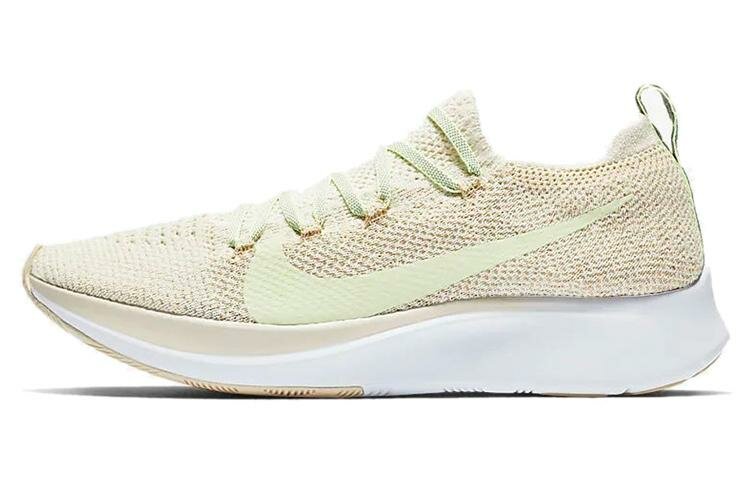 Кроссовки Zoom Fly Flyknit