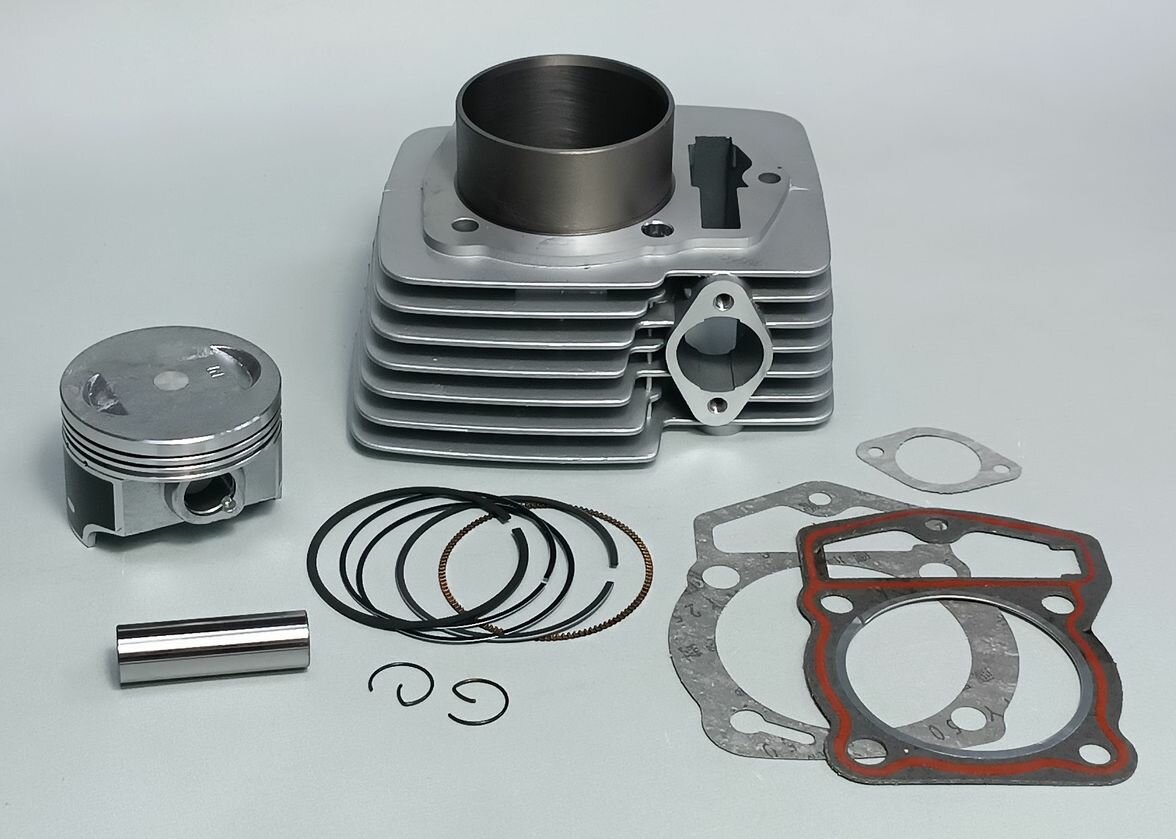 Цилиндро-поршневая группа 4T двиг. CB200/CB250 d-69, p-17 (тефлон) SM-PARTS