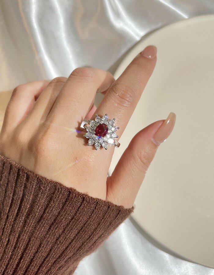 Кольцо, кристалл