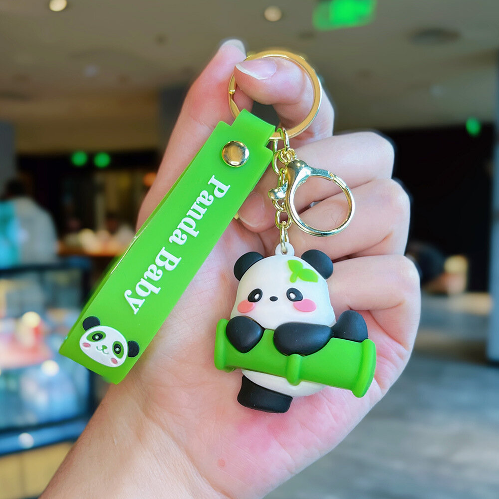 Брелок в виде мультяшной панды, держащей бамбук, милая кукла, аксессуар для рюкзака, украшение для автомобиля, мобильный телефон второго поколения, бамбуковая панда, карабкающаяся по бамбуку.