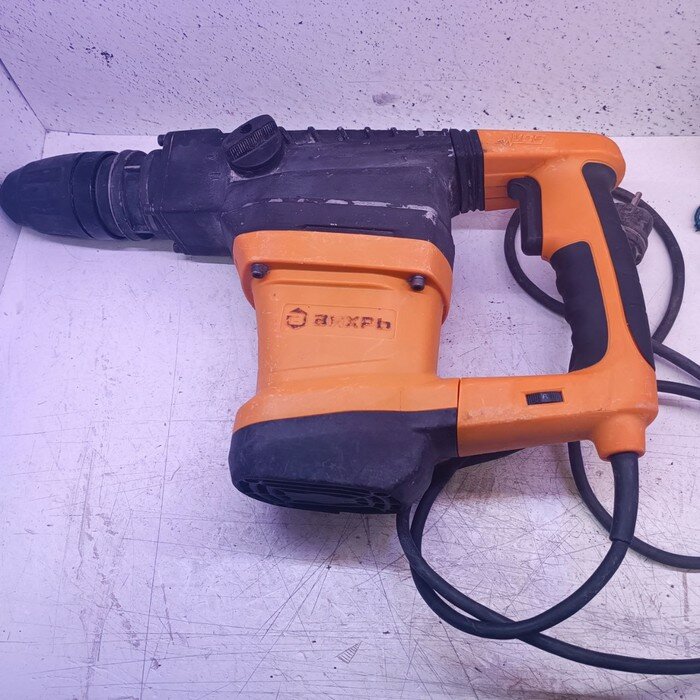 Перфоратор Вихрь П-1200К-М