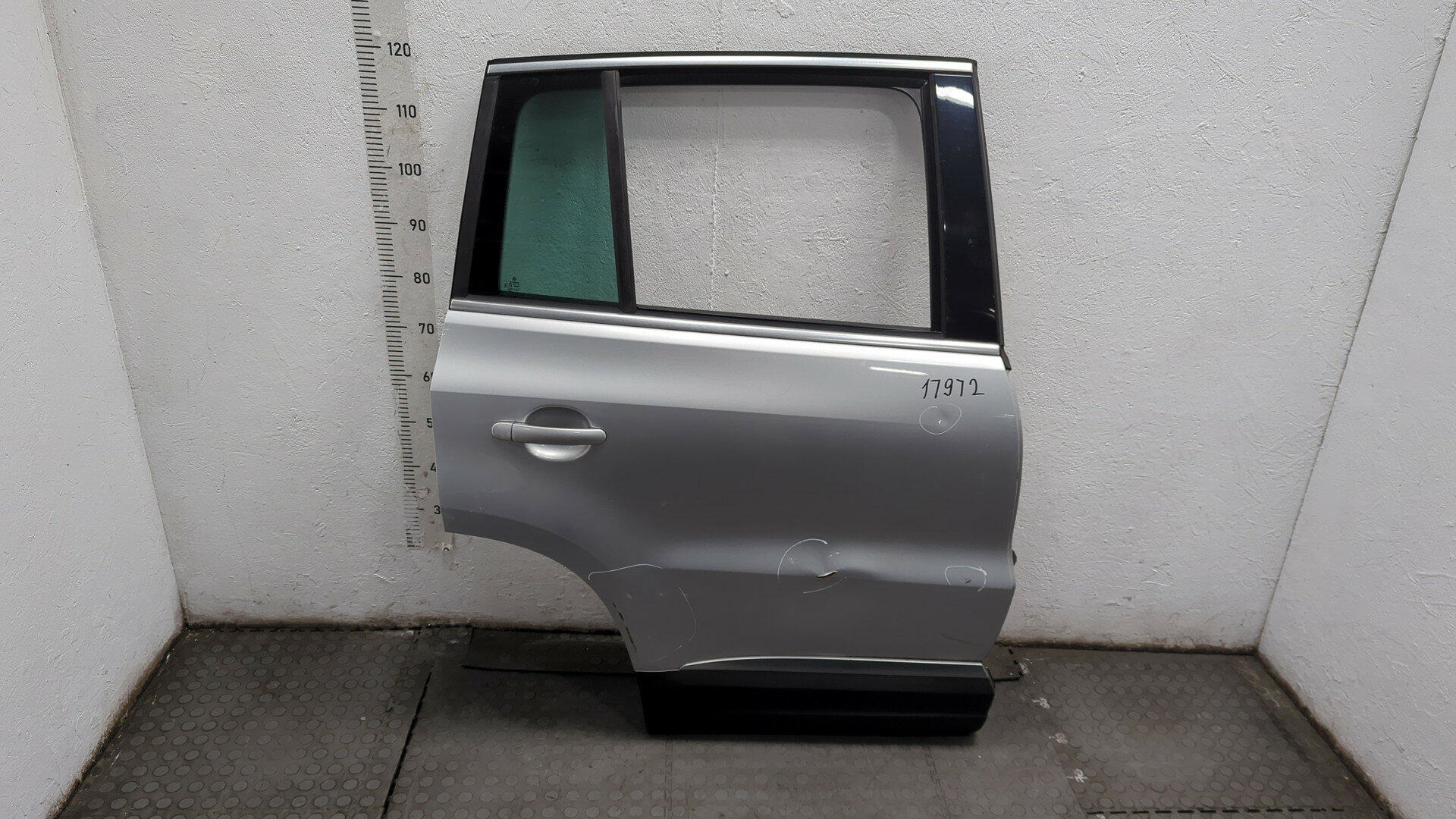 Дверь боковая (легковая) правая задняя Volkswagen Tiguan Б/У