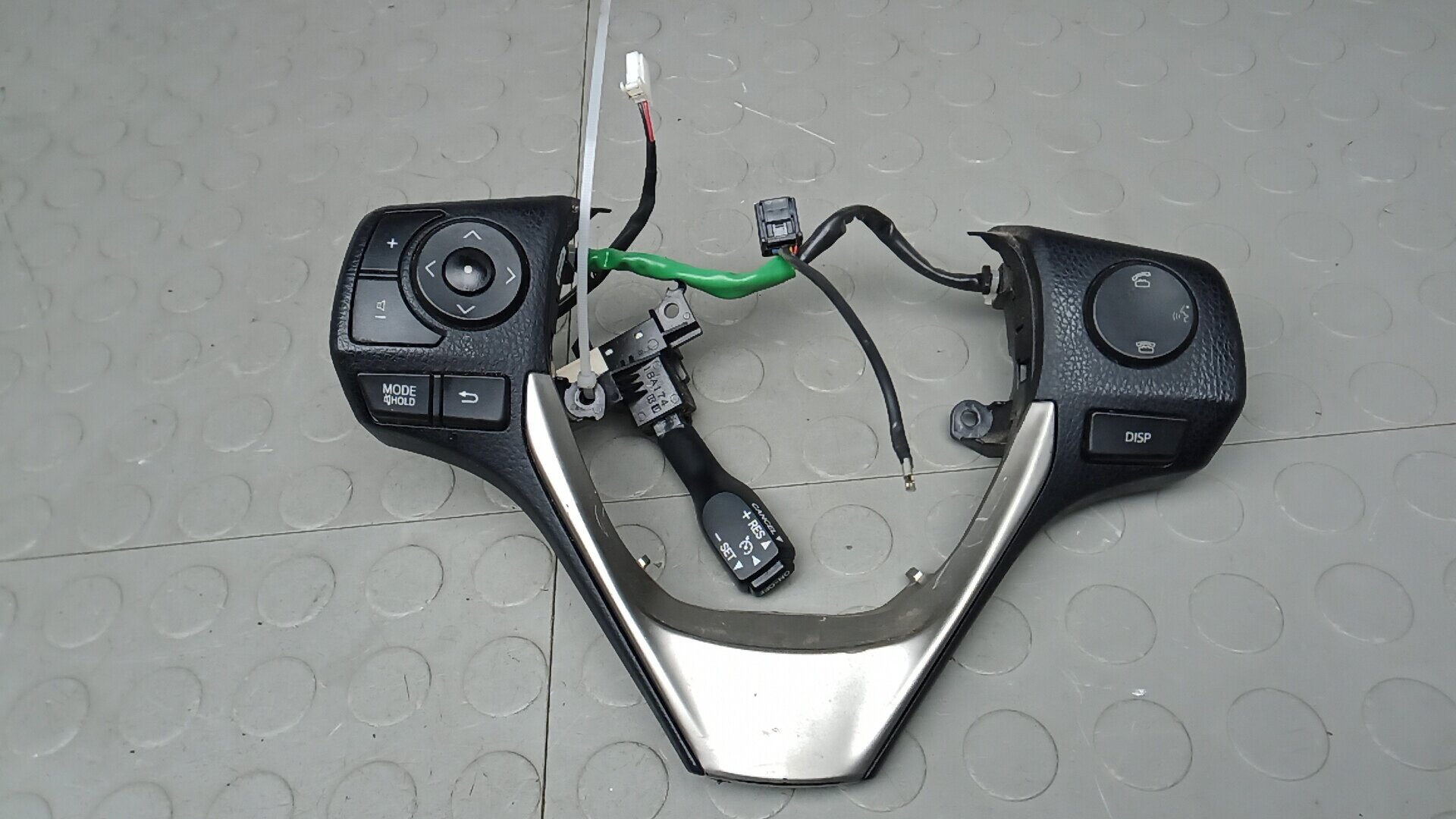 Кнопки руля TOYOTA RAV 4 CA40, Номер 8425042150C0, 8463234011