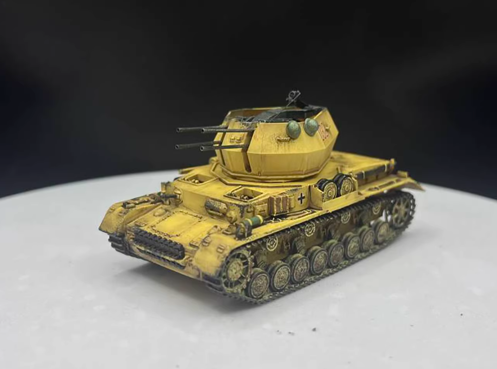 AM 1/72 Готовая модель ЗСУ «Wirbelwind» («Вихрь»), Германия, 20-мм, подвижные стволы, желтый камуфляж