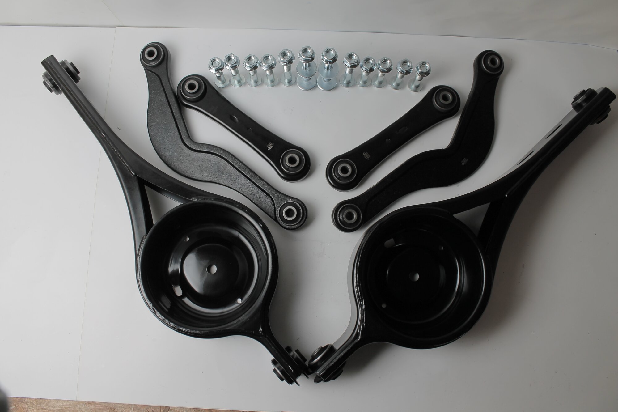 Комплект рычагов задней подвески FORD Mondeo 4 2006-2014