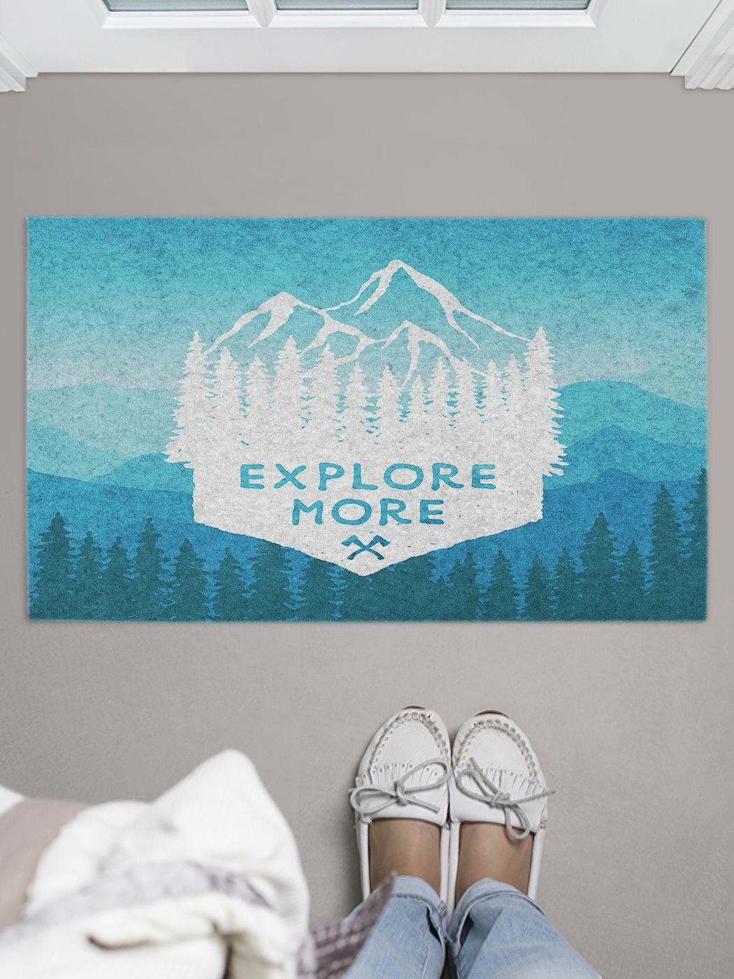 Коврик придверный в прихожую с принтом "Больше исследуй" 45x75 см , JoyArty