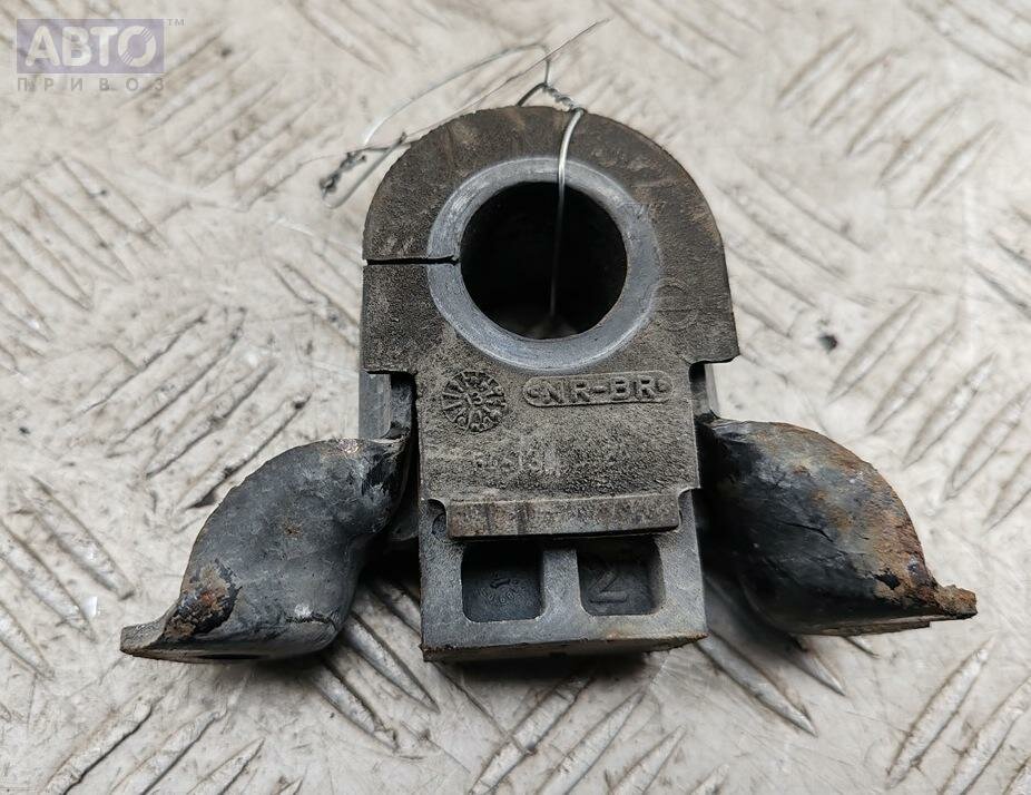 Крепление втулки стабилизатора переднего Nissan Qashqai J10 (2006-2013)