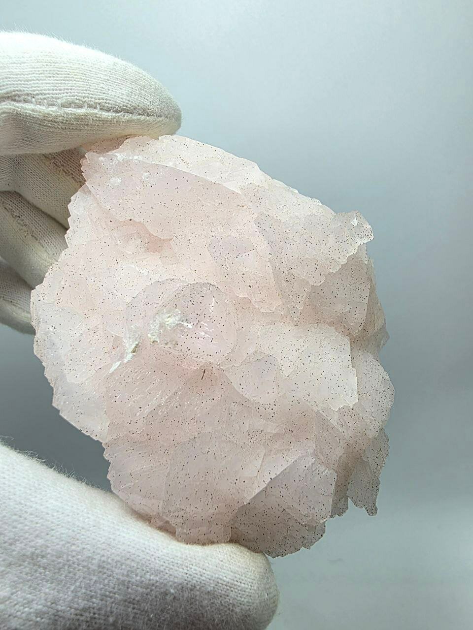 Розовый кальцит 91 мм, 233 г.