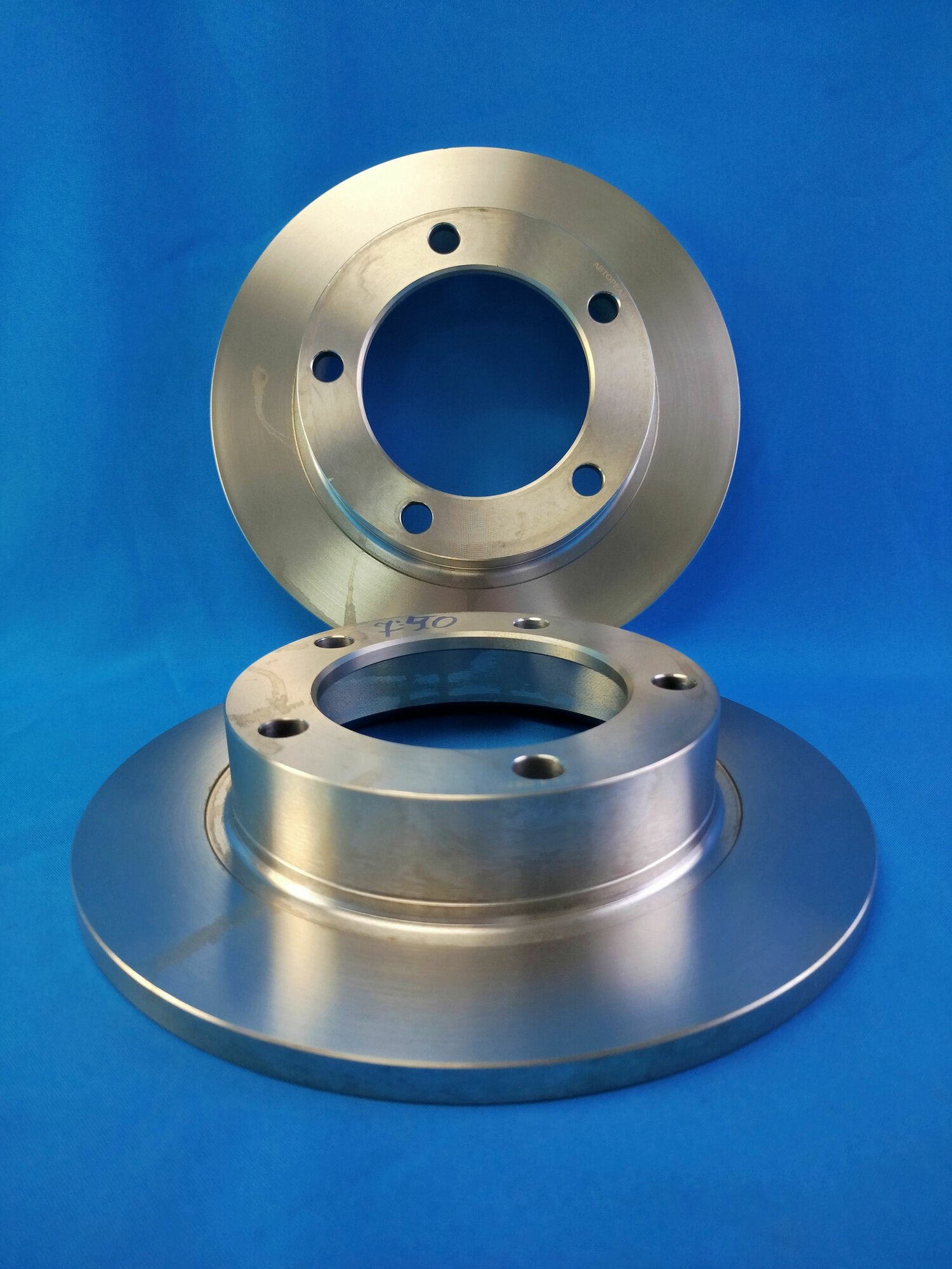 Диски тормозные "автореал" для а/м Нива (пара)