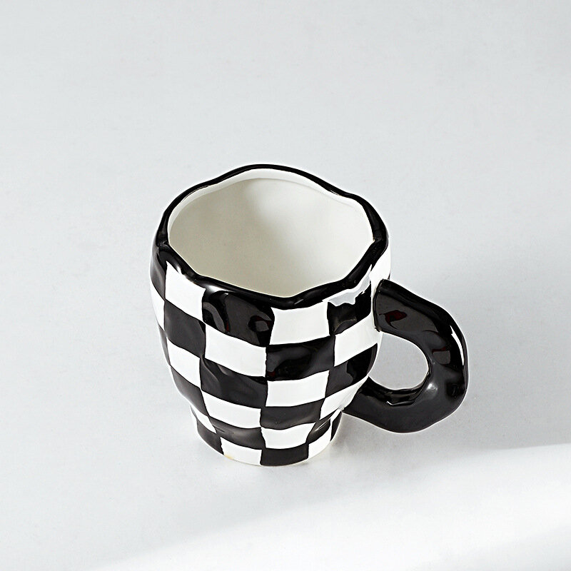 Американская ретро-кружка с ручной росписью в черную клетку, керамическая кофейная чашка с подглазурной росписью, тарелка для закусок и хлеба, чашка для завтрака.