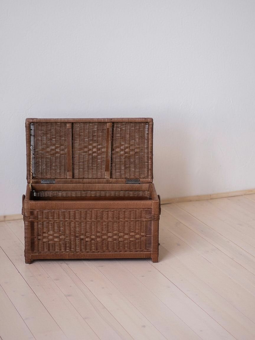 Сундук плетёный из ротанга