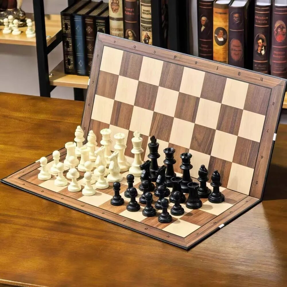 Шахматный стартовый набор DGT Grey Chess (доска, фигуры) складная коричневая