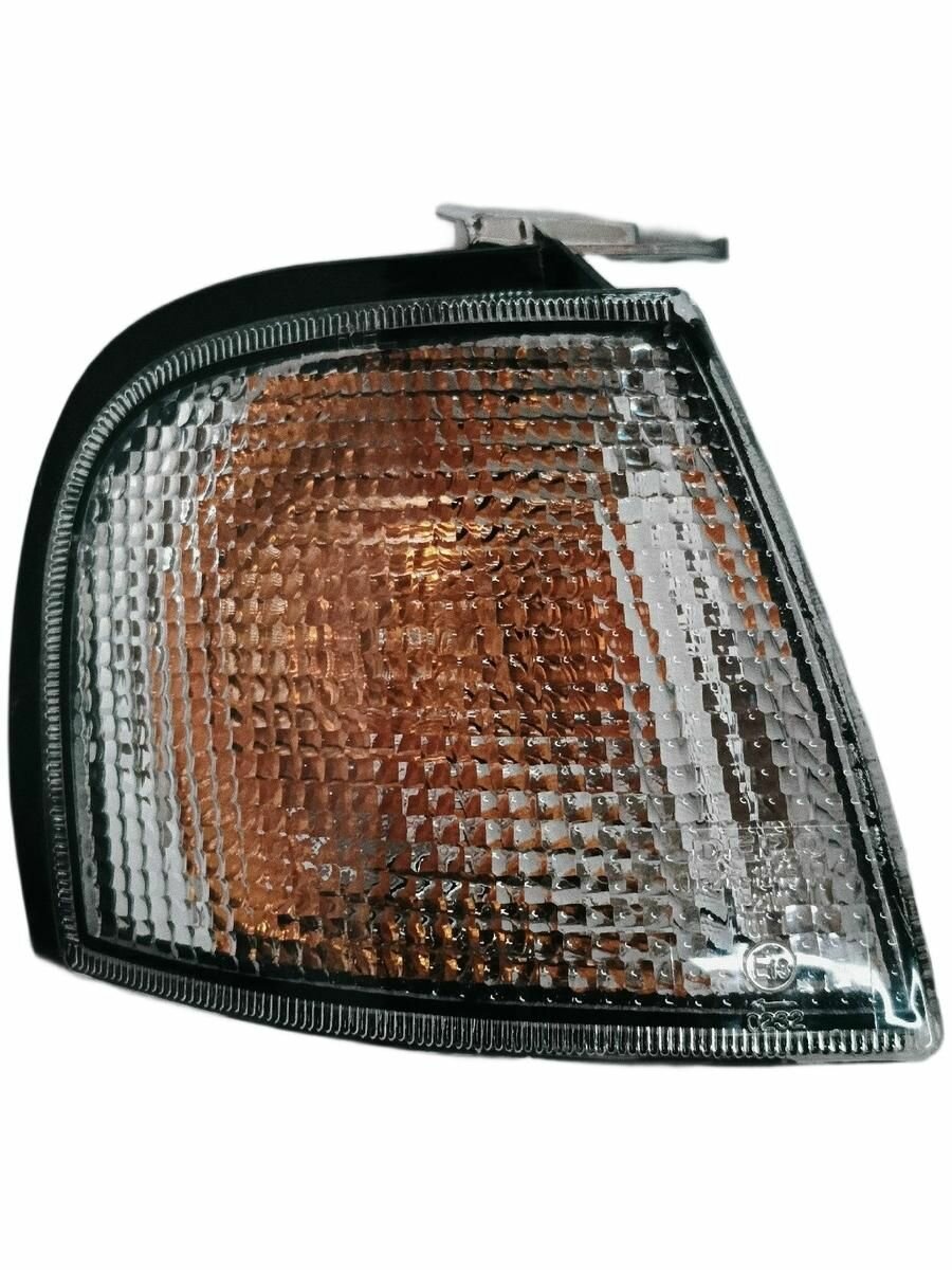 Фонарь указателя поворота Depo 215-1546R-UE B613090J00 NISSAN