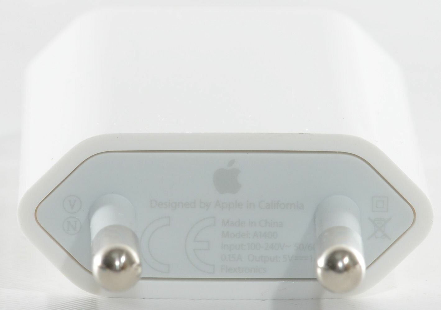 Cетевое зарядное устройство для Apple USB 5W Model A1400 Power Adapter 5 Вт 1A для iPhone / Android Белый Универсальный Без Коробки