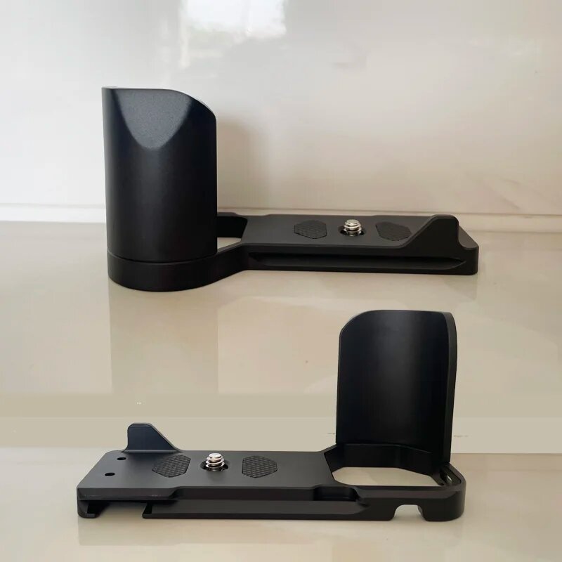 L-кронштейн Cozyshot для Sony ZV-E10 черный