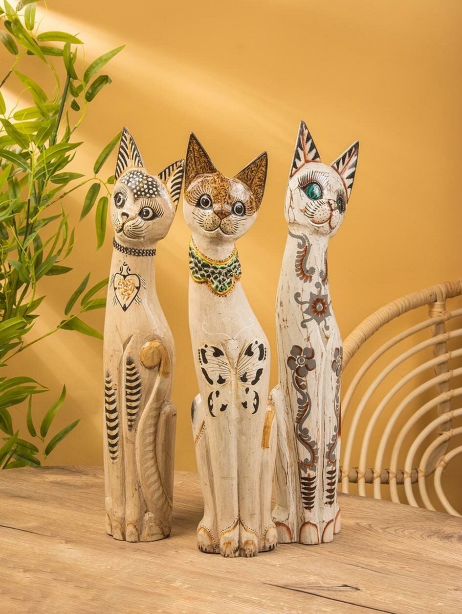 Сувенир "Кошка", белая, 60×12×6 см, дерево, цвет микс
