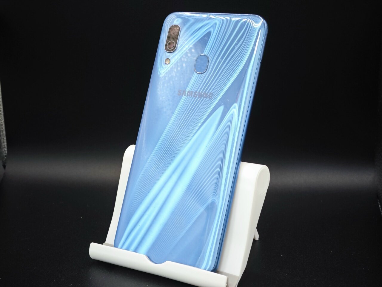 Смартфон Samsung Galaxy A30, 3/32 ГБ, 2 nano SIM, Android 11, NFC, синий Б/У уценка