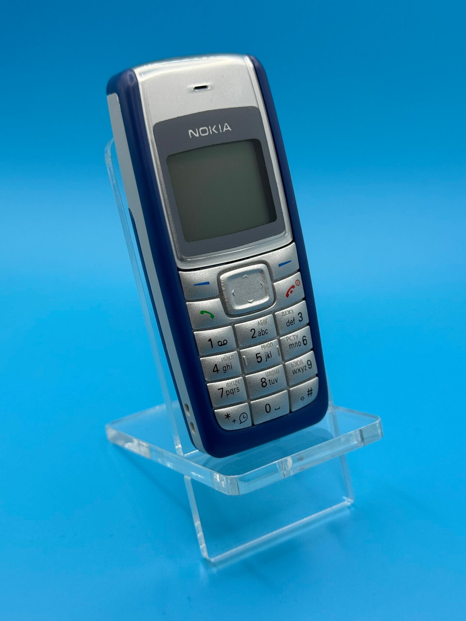 Мобильный телефон Nokia 1110i