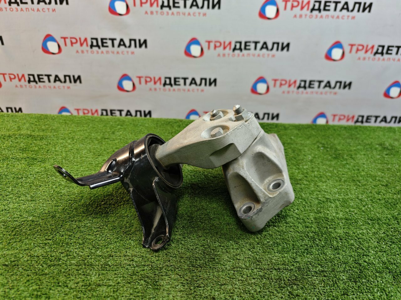 Подушка двигателя Chery Tiggo 8 pro 2022 (б/у)