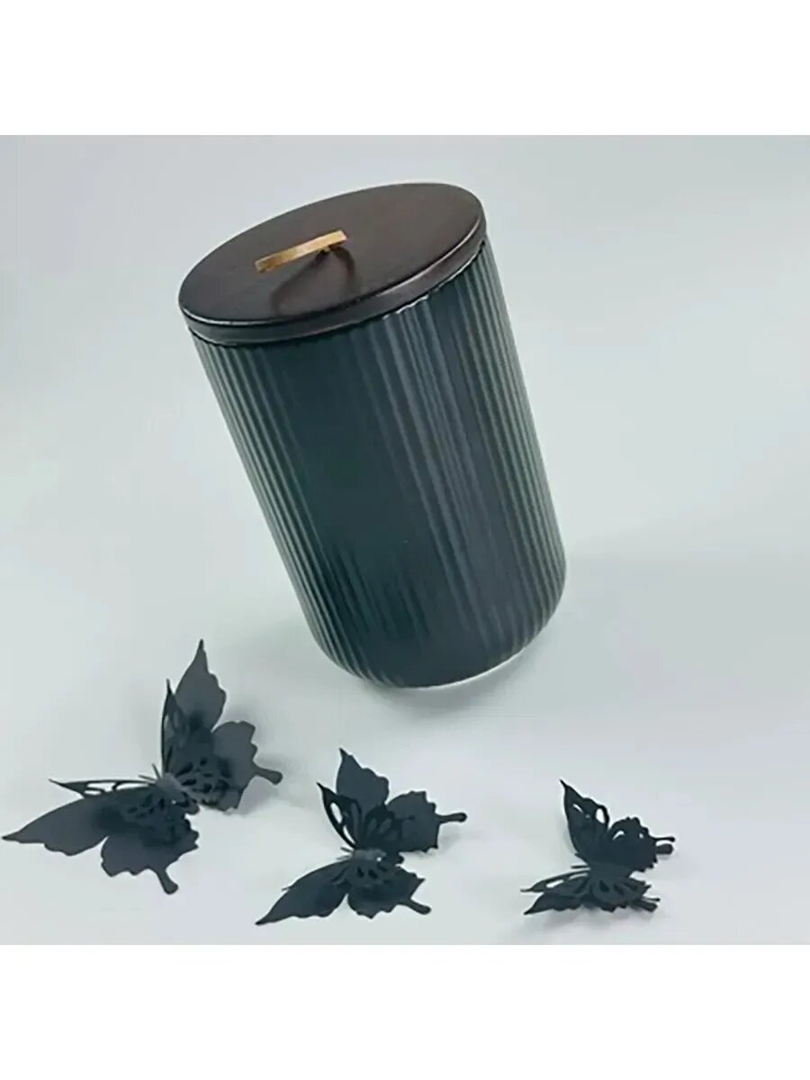 Банка с крышкой 15см