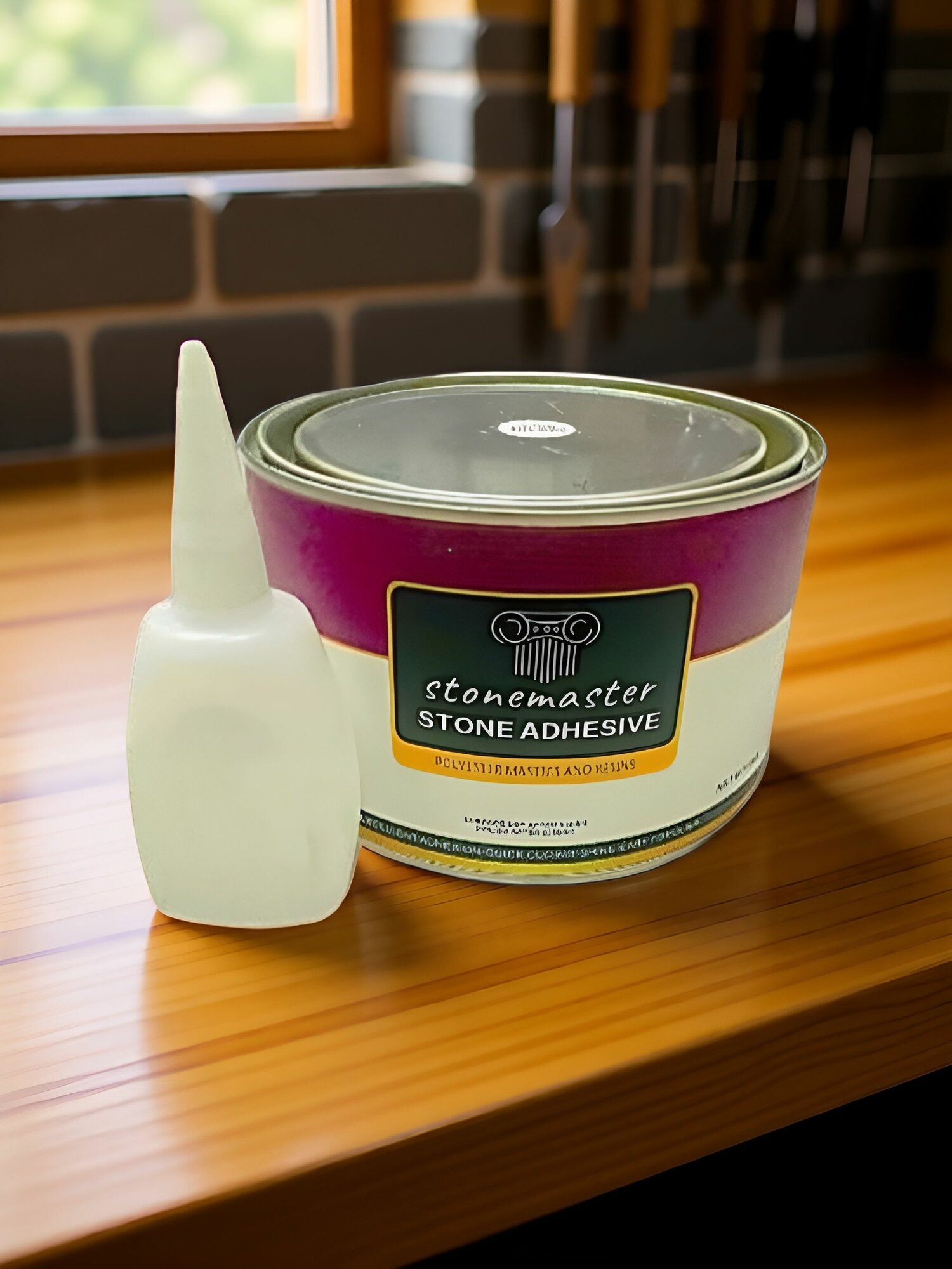 Клей полиэфирный Stonemaster White ADHESIVE 1 кг.