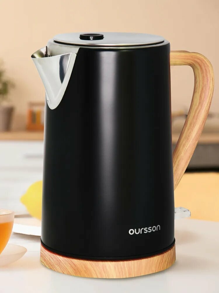 Электрический чайник Oursson KE1754MD/BL черный, мощность 2200W, нержавеющая сталь, объем 1.7 литров, контроллер STRIX.