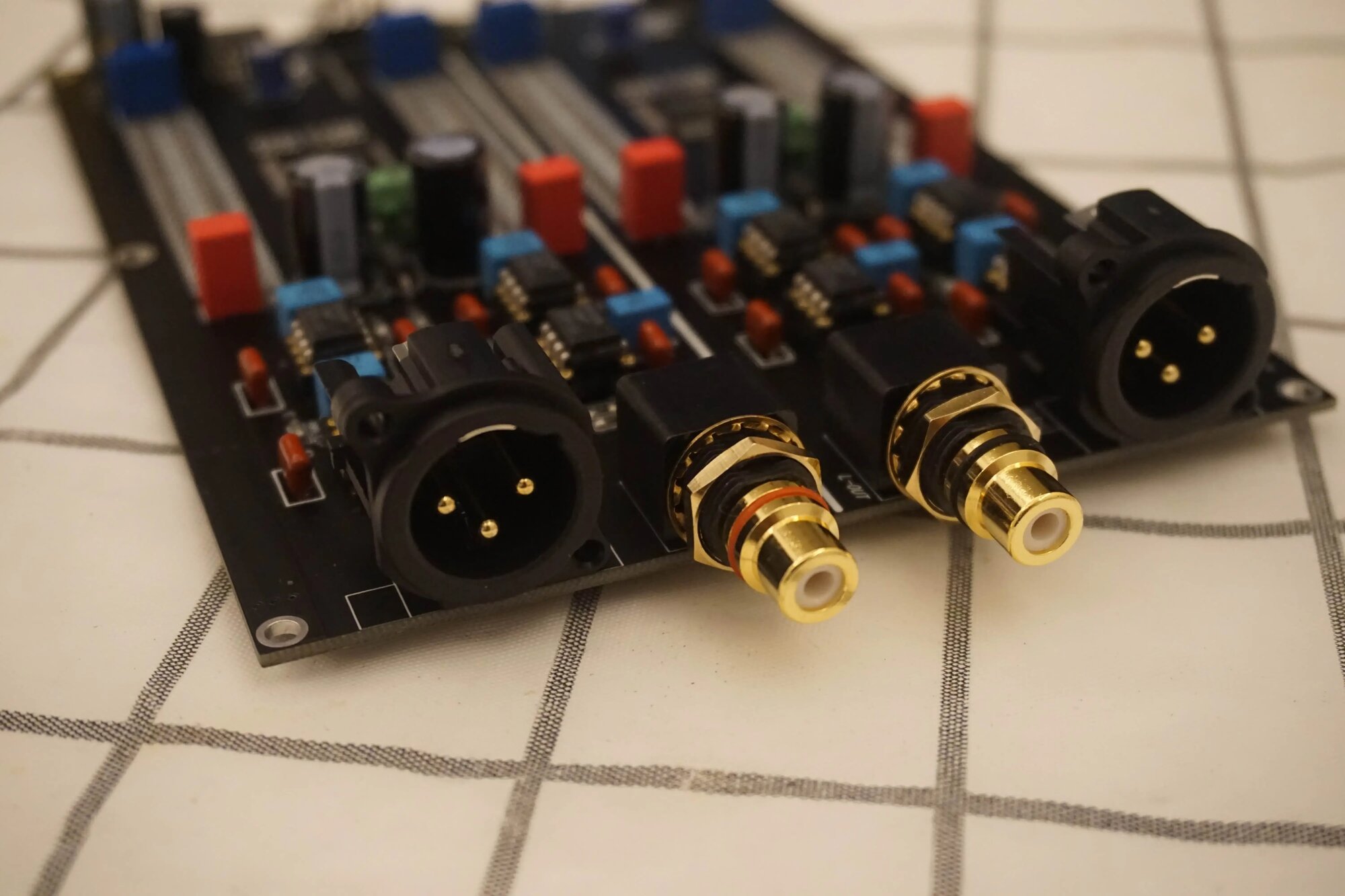 Nvarcher R-2R LADDER SOURCE DA Convert XLR DAC — фото 1