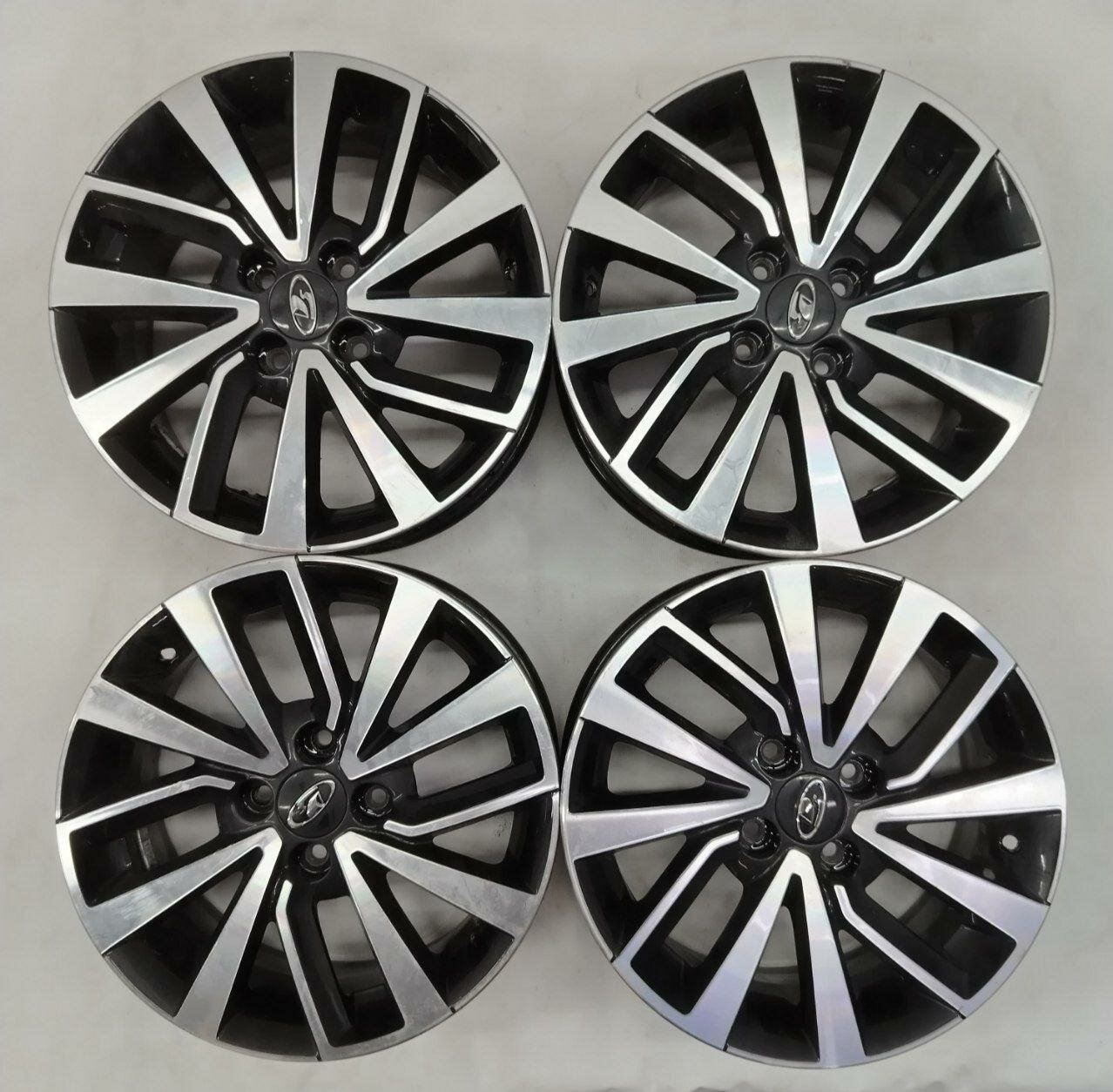 Комплект (4 шт) колесных дисков Lada 15x6 PCD 4x98 D58.6 ET35 (оригинал)