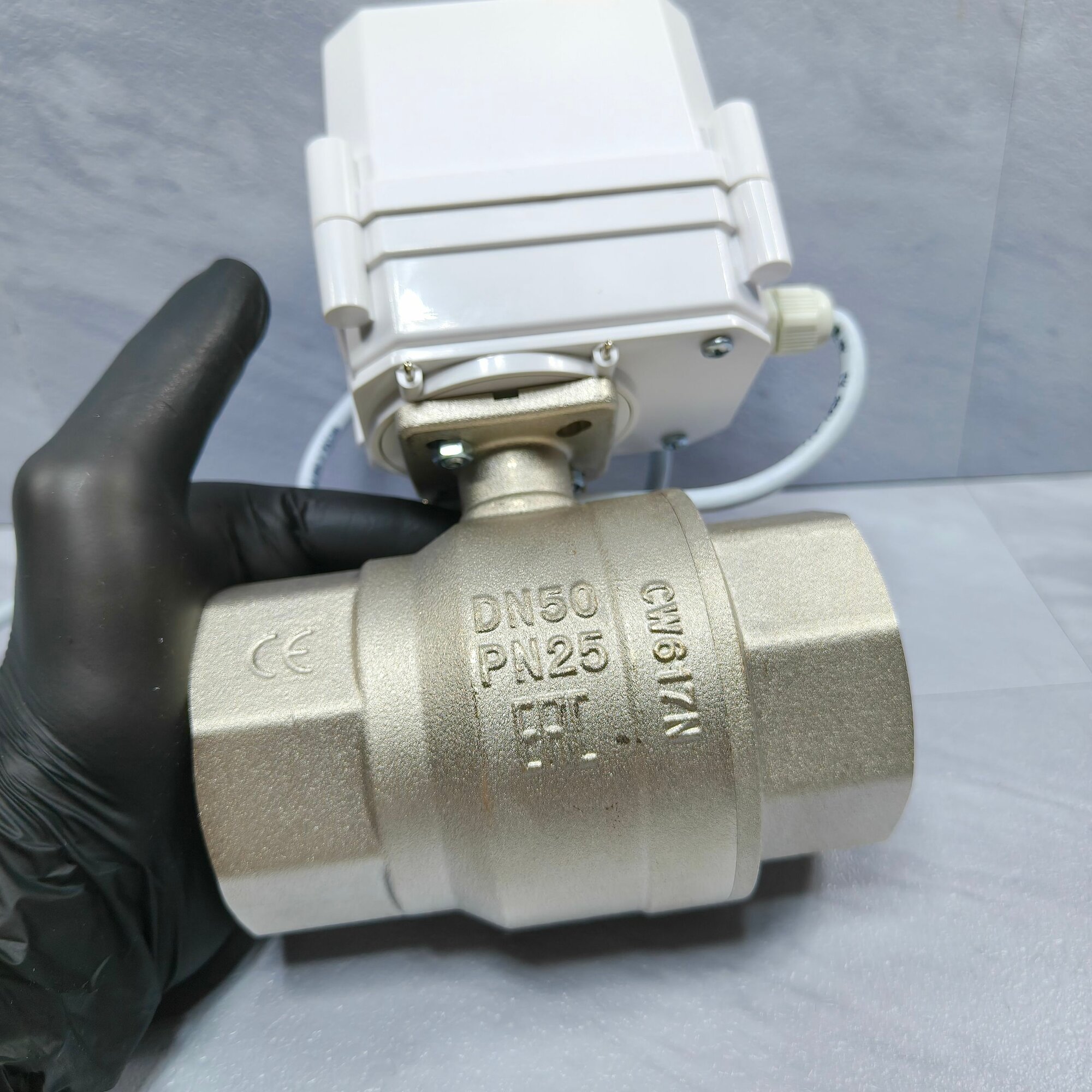 Шаровой кран электроприводом Gidrolock Professional 24V G-lock 2" BS FB